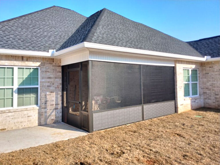 Screen Rooms | Rogers Gutters and Exteriors